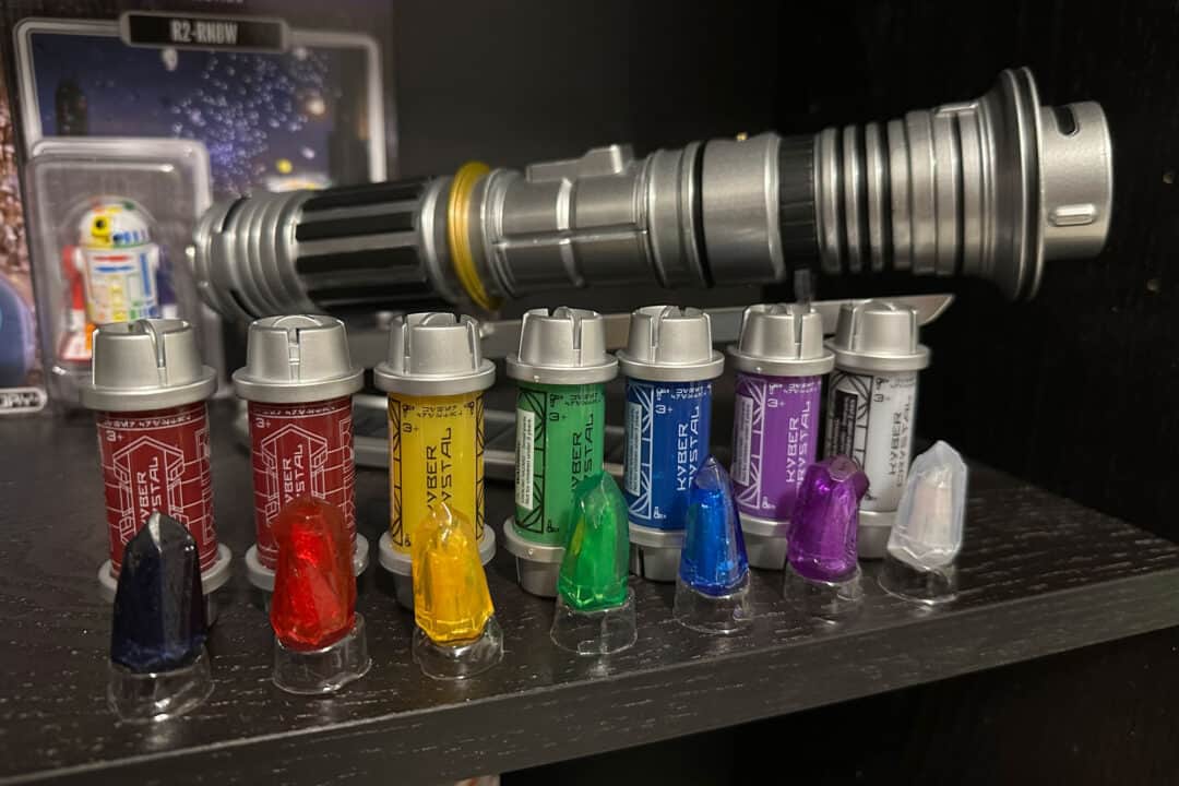 Finding a Black Kyber Crystal in Star Wars Galaxy's Edge - WDW Vacation ...