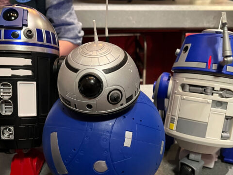 Unlocking The 6 Disney Star Wars Droid Personality Chips! - WDW ...
